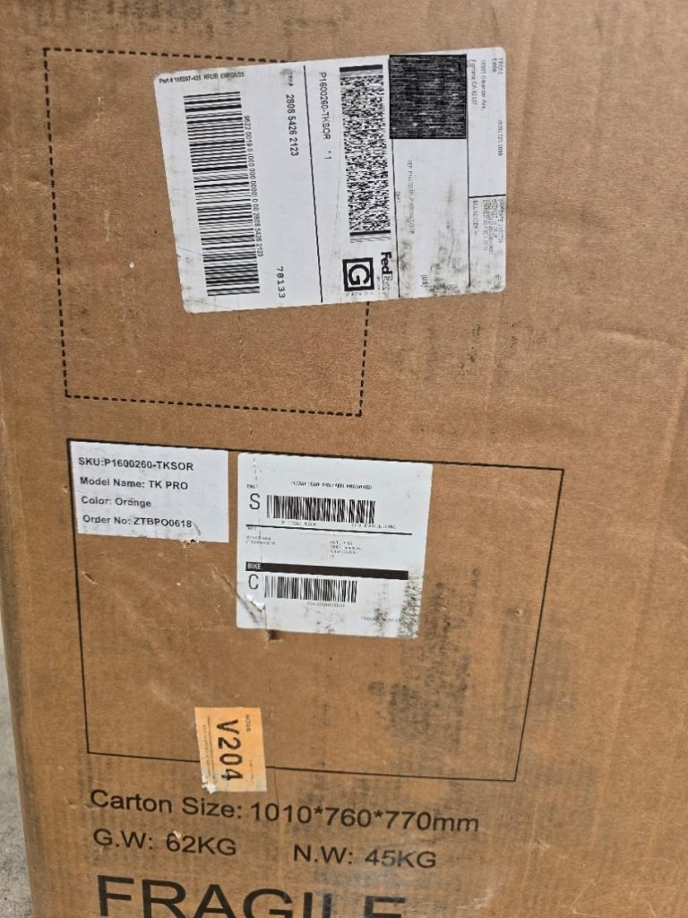 Unboxing and Assembling the Mooncool TK Pro